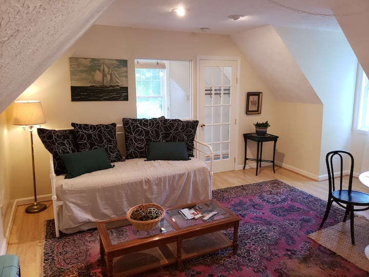 Airy Loft Guest House Near Gloucester Village - Gloucester, VA