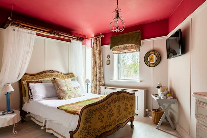 Fairy House, Lucan,private Room For A Couple - Celbridge