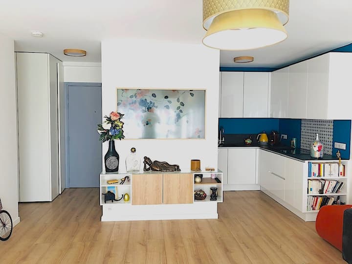 Hyper Centre, Au Calme, Superbe T2, Grande Terasse - Annecy