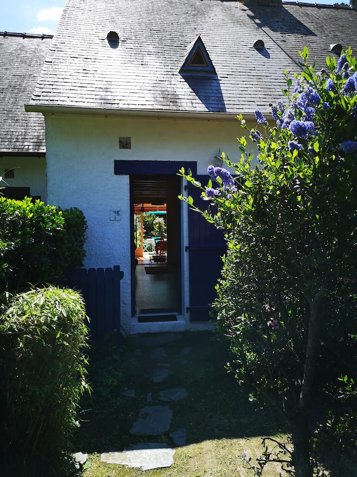 Guérande: Maison De Charme Très Bien Située - Guérande