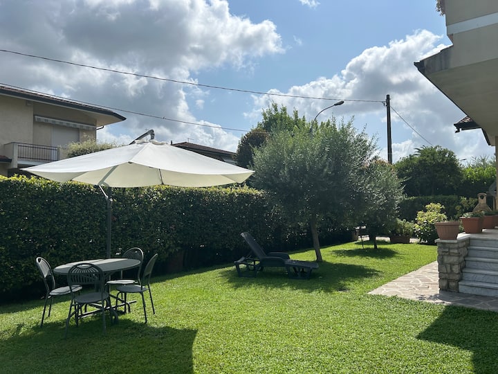 Casa Marco - Relax In Famiglia, Tra Arte E Mare - Pietrasanta