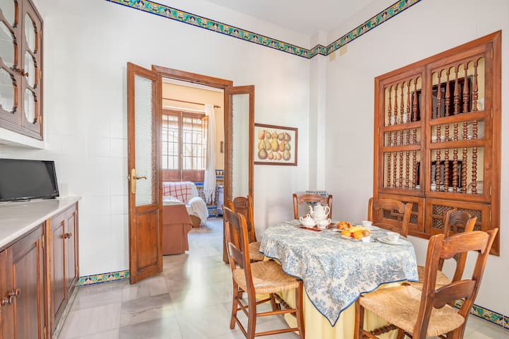 Habitación Doble Con Balcón Y Baño Privado - Sevilla