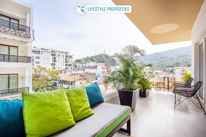 1 Br Corner Balcony, Pool & Gym - Mexico