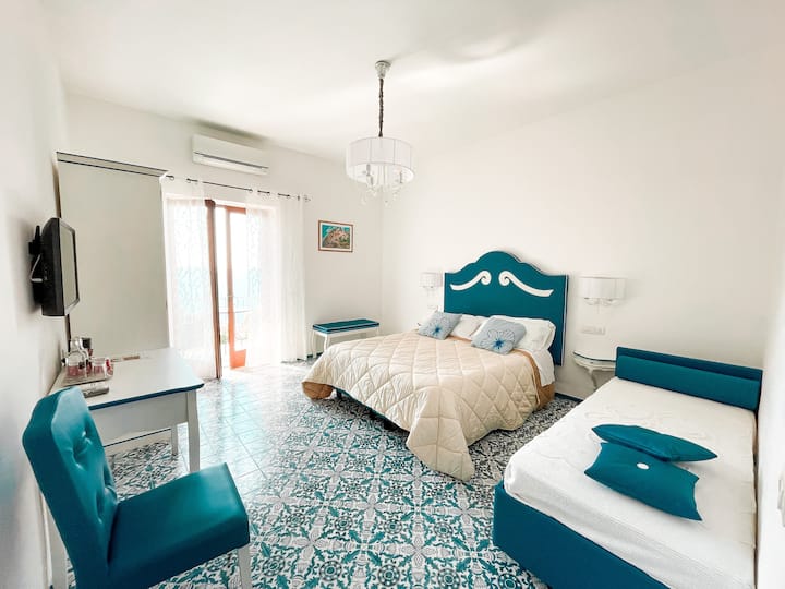 Quite Balcony Sea View, Blue Room - Room 3 - Positano