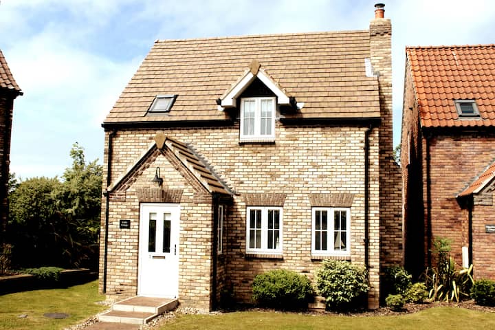 Relax At Lovely Collie Cottage, The Bay Filey - Filey