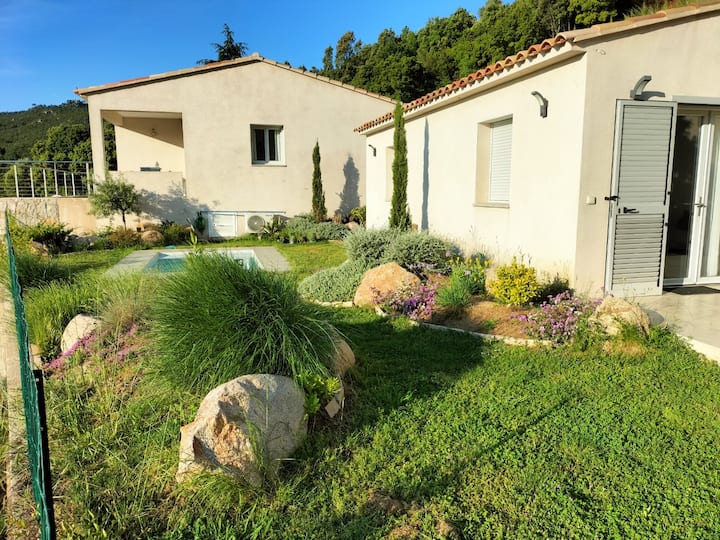 Maison T2 Sur Les Hauteurs De Conca - Sainte-Lucie de Porto-Vecchio