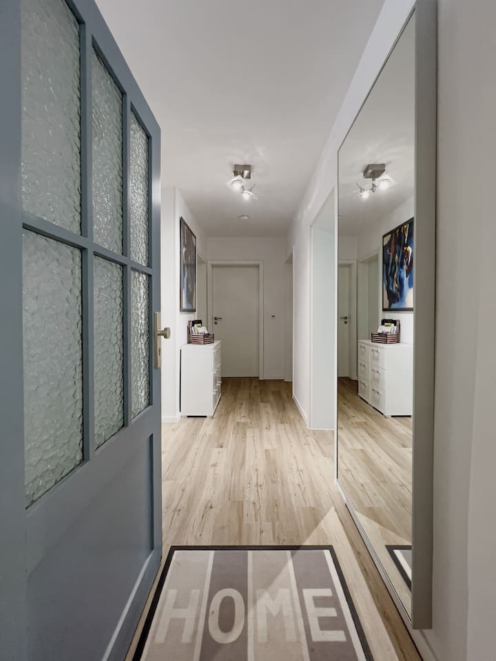 Schöne Helle & Gemütliche Wohnung In Altstadtnähe - Erfurt