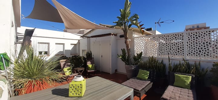 Superbe Terrasse Pour Une Escapade Citadine Idéale - Málaga