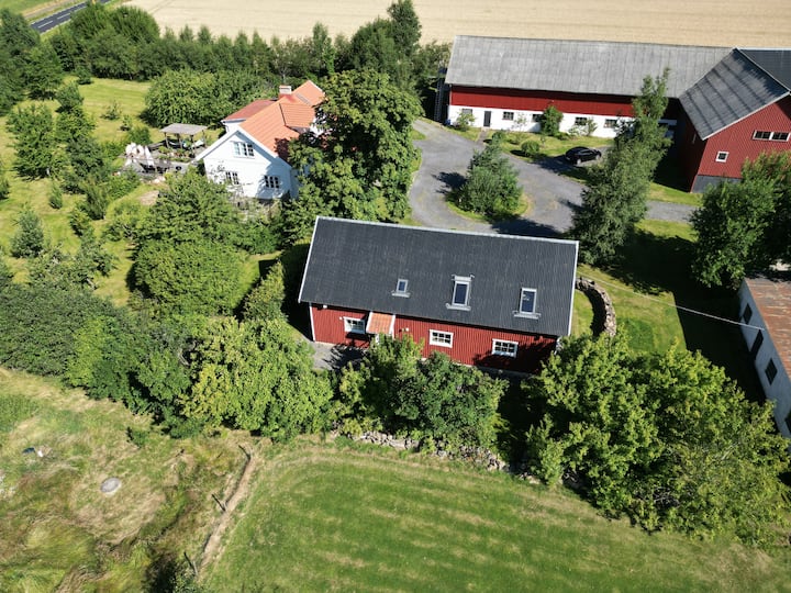 Beautiful Converted Barn On A Small Farm - Varberg