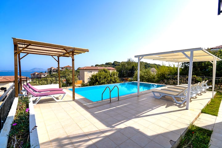ÖZel Havuzlu Soral Villas - Deniz - Kaş