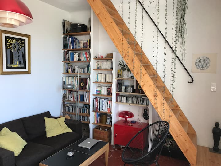 Marseille : T3 Atypique Avec Jardin - Marseille