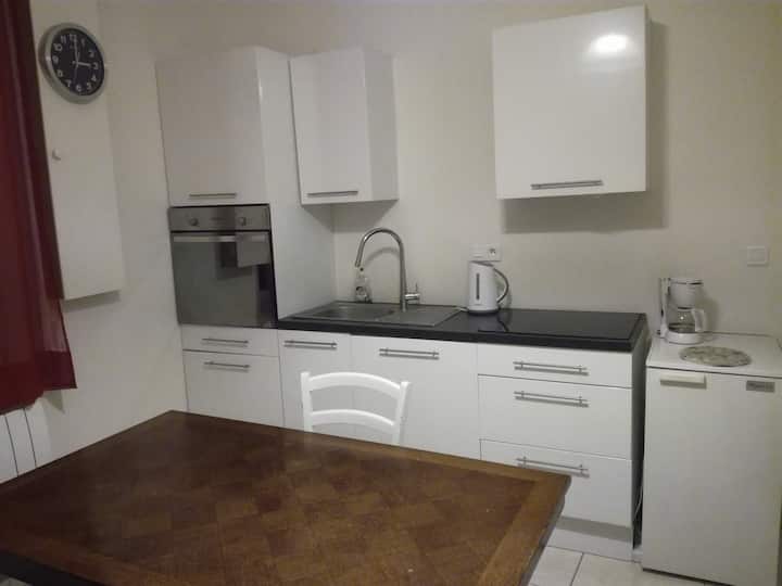 F2 Proche Centre Ville - Saint-Amand-Montrond