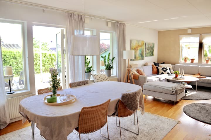 Sjönära Oas Med Golf, Skidspår & Natur,  Nära City - Stockholm