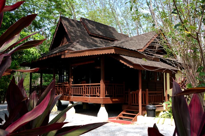 Sunset Valley - Forest House - Langkawi