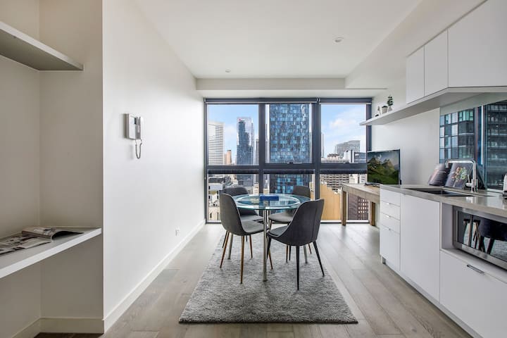 Central City 1br Apartment With View Near Station - Cremorne