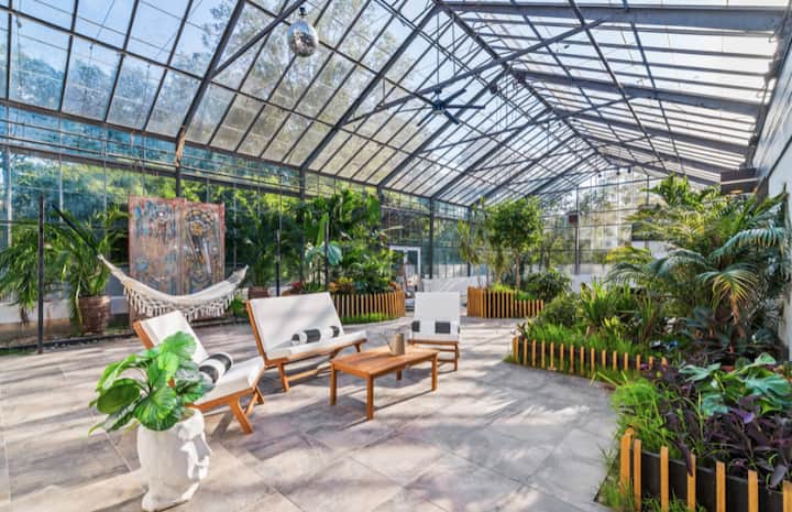 Atrium On The Brook - Princeton, NJ