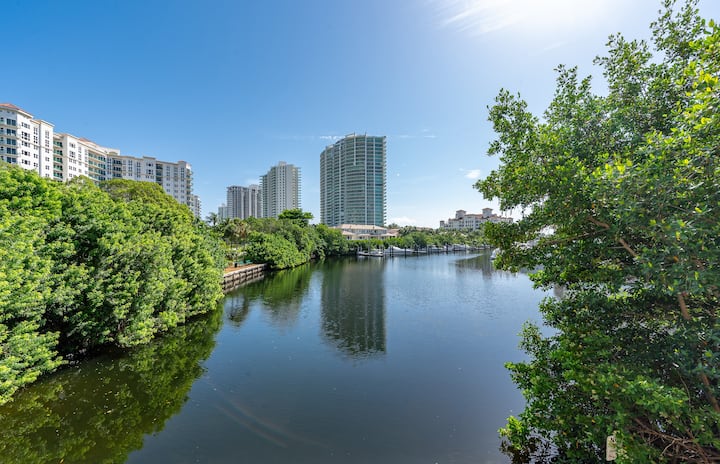 3 Pièces Avec Vue Mer - Yacht Club Aventura - Aventura, FL