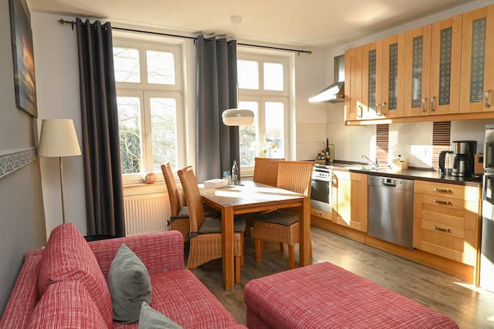 #6 | Zwei-zimmer-wohnung In Stilvoller Bädervilla - Binz