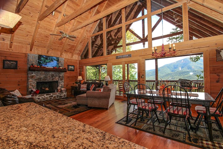 Smoky Mountain Private Cabin,amazing Views,hot Tub - Townsend, TN