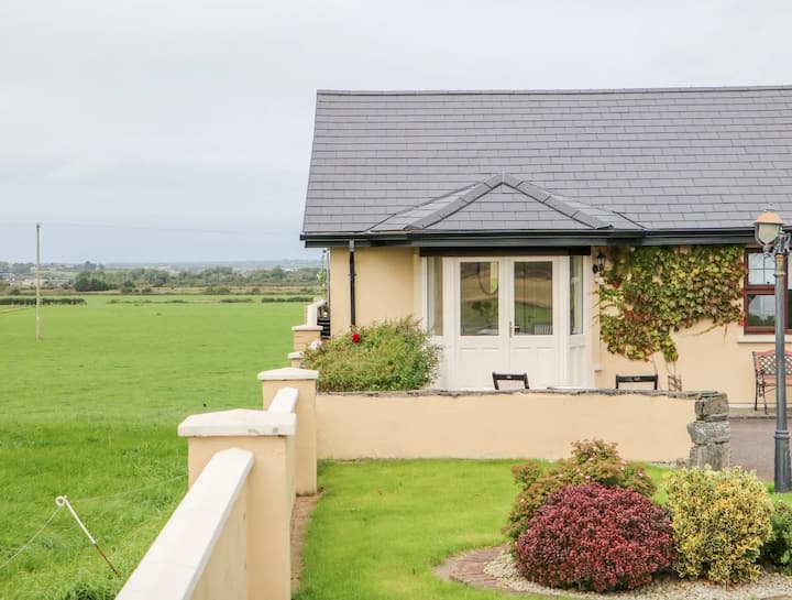 Aras Ui Dhuill (Abbeydorney) - Ireland