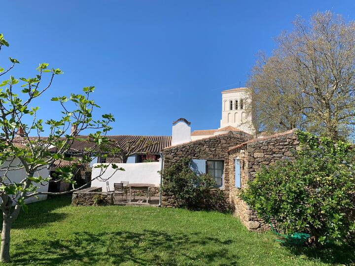 Maison 12 Couchages Au Cœur De Saint Sauveur - Île d'Yeu