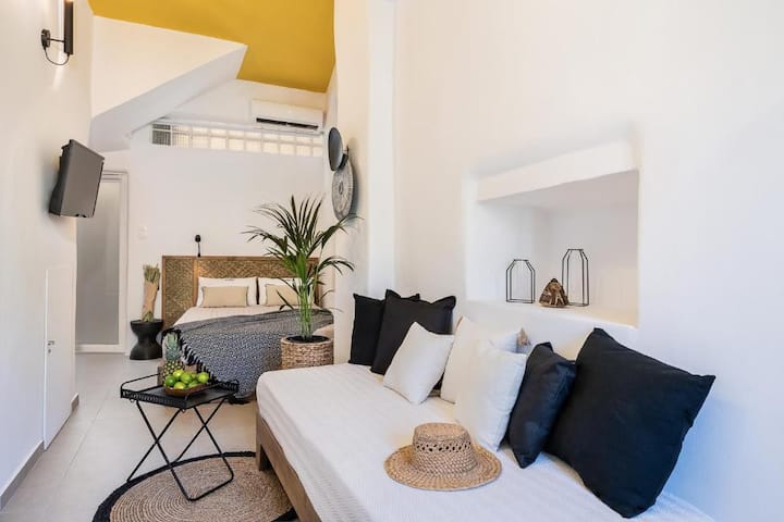 Artemide City Places- Cozy Ground Db With Sofa Bed - Chania
