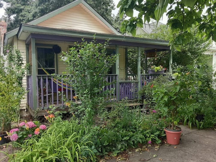 La Casita: For Comfort, Fun, Or Peace. - South Bend, IN