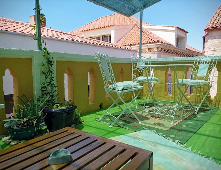 Beautiful Vintage House - Vis