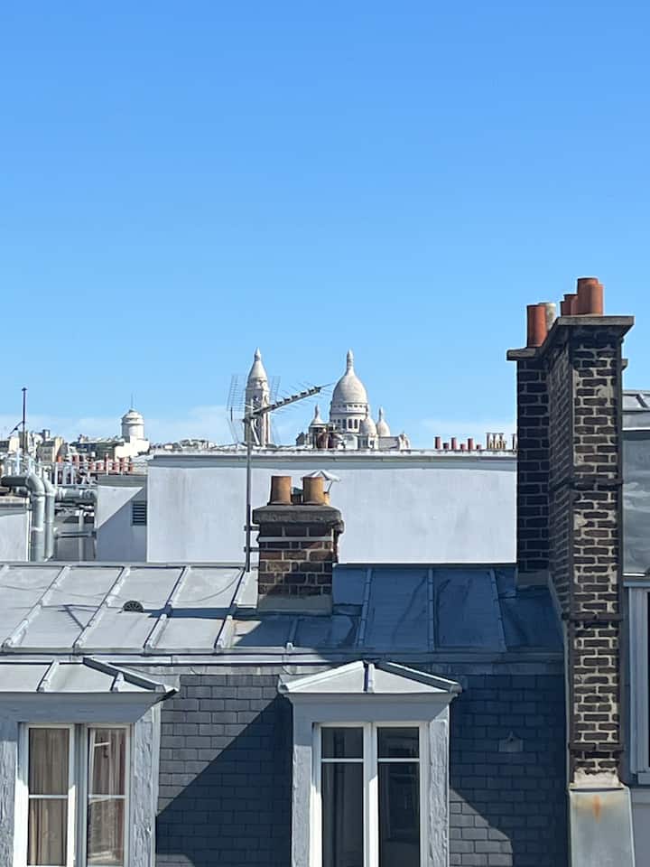 Charming, Quiet And Bright Studio View Montmartre - Paris