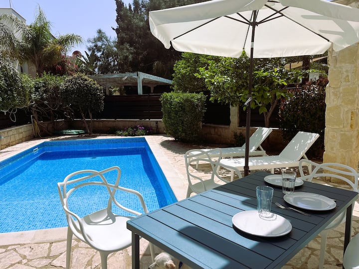 Relaxing Beach House With Pool - Protaras