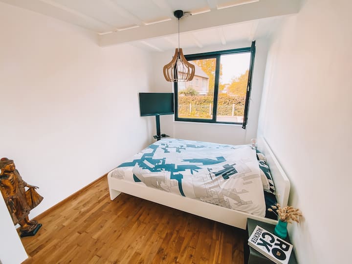 Chambre Ensoleillée Avec Jardin Près Du Centre. - Louvain