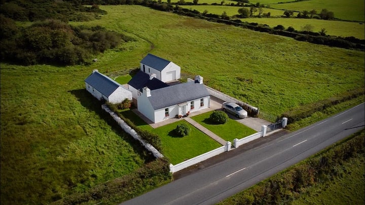 Ballyboe Cottage - County Donegal