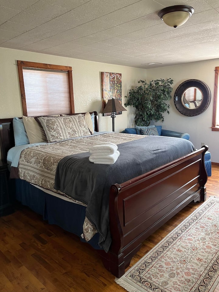 Lovely County-fair Getaway - Redmond, OR