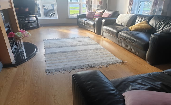 Portrush Luxury Holiday Home - Castlerock