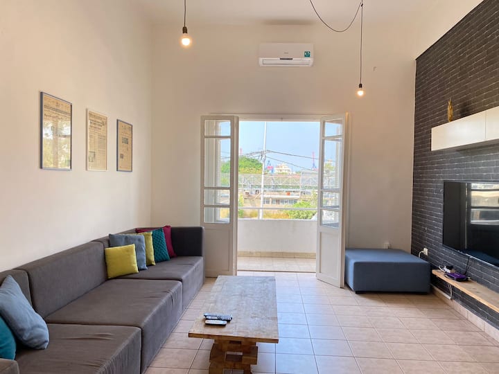 Lester's 4-bedroom Apartment In Mar Mikhael - Libanon