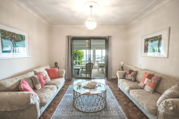 Sterling Manor  Breathtaking Views - Echo Point - Katoomba