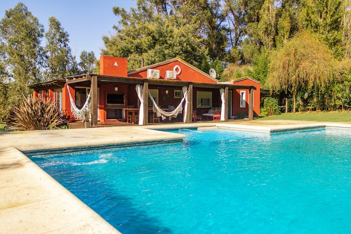 La Salmina Casa Quinta Con Pileta En Tandil - Tandil
