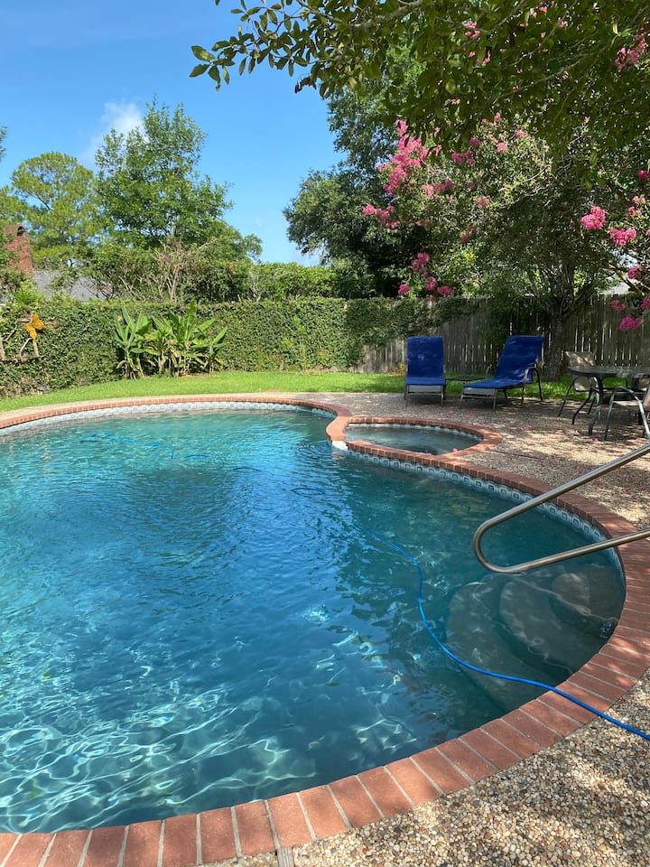 New Listing: Pool, Office, Garage, Walk To Red's - Lafayette, LA