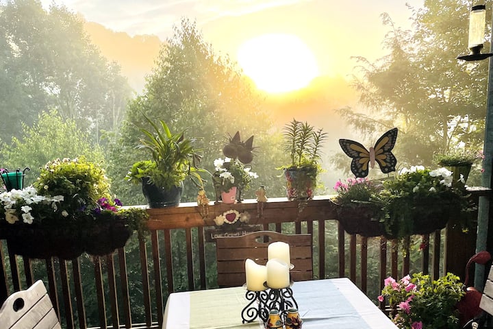 Beautiful Magical Mountain Condo In The Blue Ridge - Blowing Rock, NC