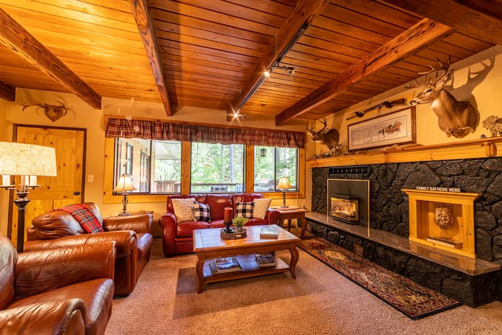 Mt. Baker Big Buck Lodge - Glacier, WA