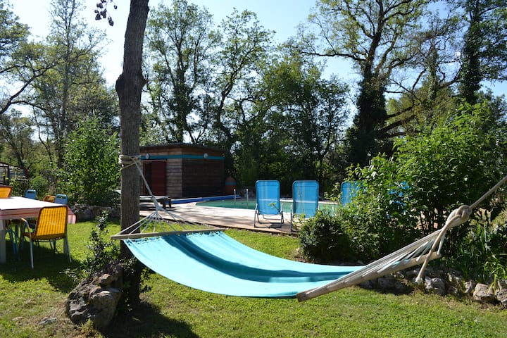 Le Lagon Vert, Une Immersion Dans La Vallée Du Lot - Lot