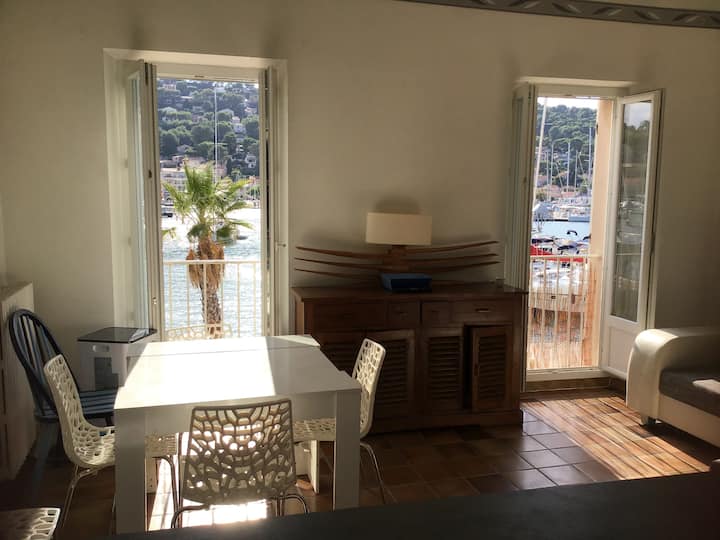 T2 En Direct Sur Le Port à 30 M De La Plage - Saint-Mandrier-sur-Mer