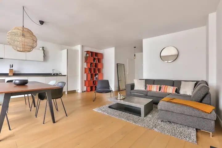 75 M² Au Pied Du Sacré Cœur. 2 Chambres - Paris