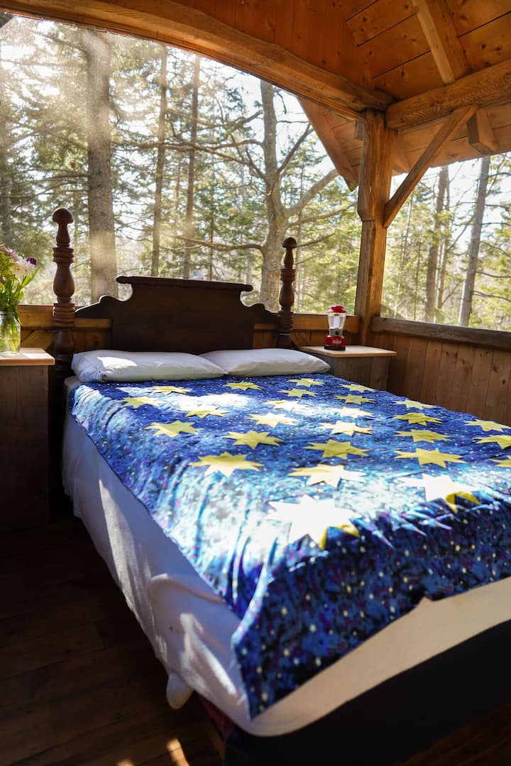 Spruce Hut At Deer Isle Hostel - Maine
