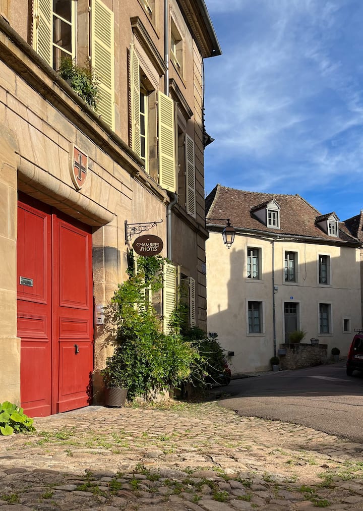 Jolie Chambre De Charme Dans Une Demeure Xve N°3 - Autun