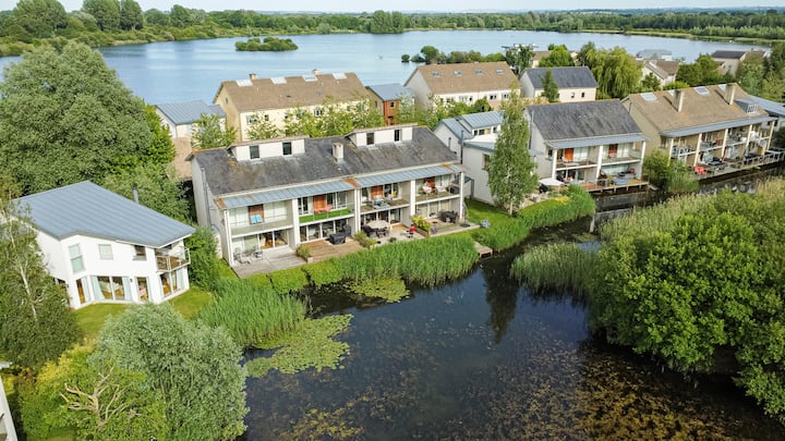 Blueberry & Roseberry Cottages. 6 Doors Apart - Cotswolds