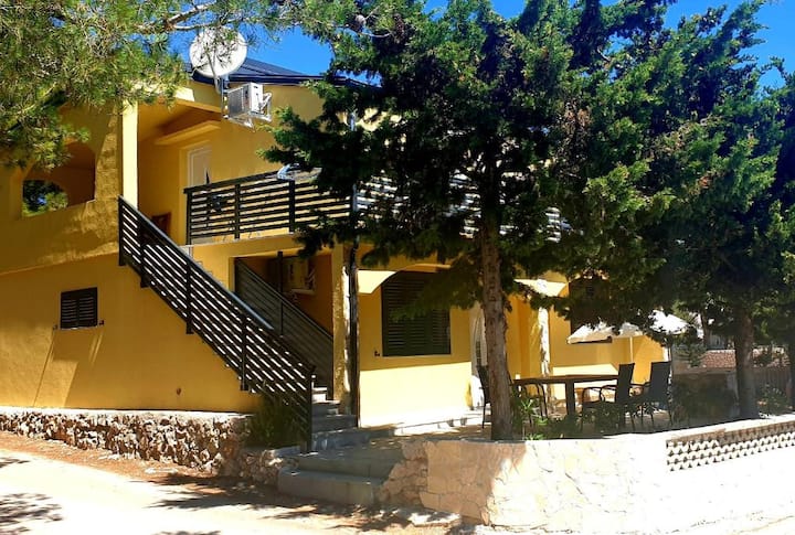 Villa Niva, Apartment3 - Vir
