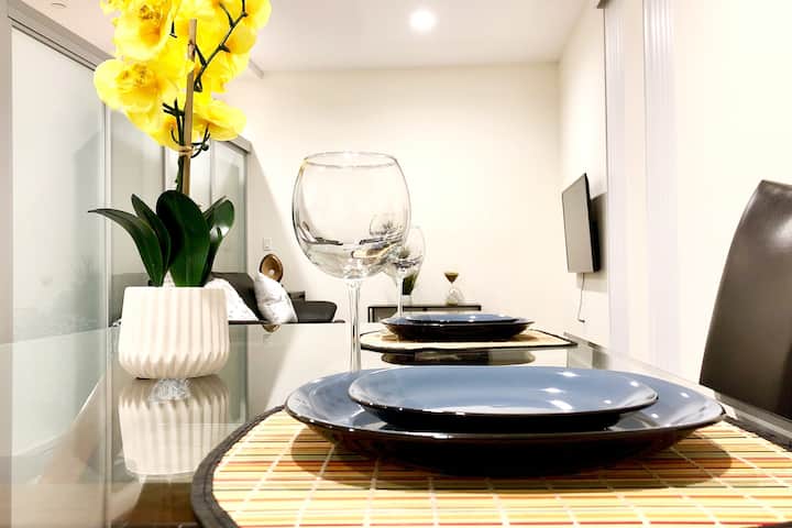 Walk - Relax - Cook - Work - Enjoy - Pasadena, CA