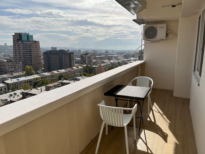 Bright Apartment With Balcony And Ararat View - Armenia