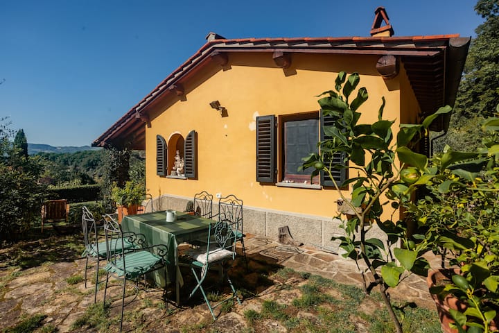Casa Vacanze Cuda's Acker Nelle Colline Fiorentine - Tuscany